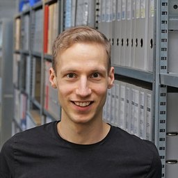 Team knüpft Fachkräfte effizient zusammen.